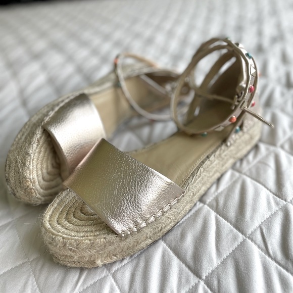 Marc Fisher | Shoes | Marc Fisher Gold Leather Sandals | Poshmark